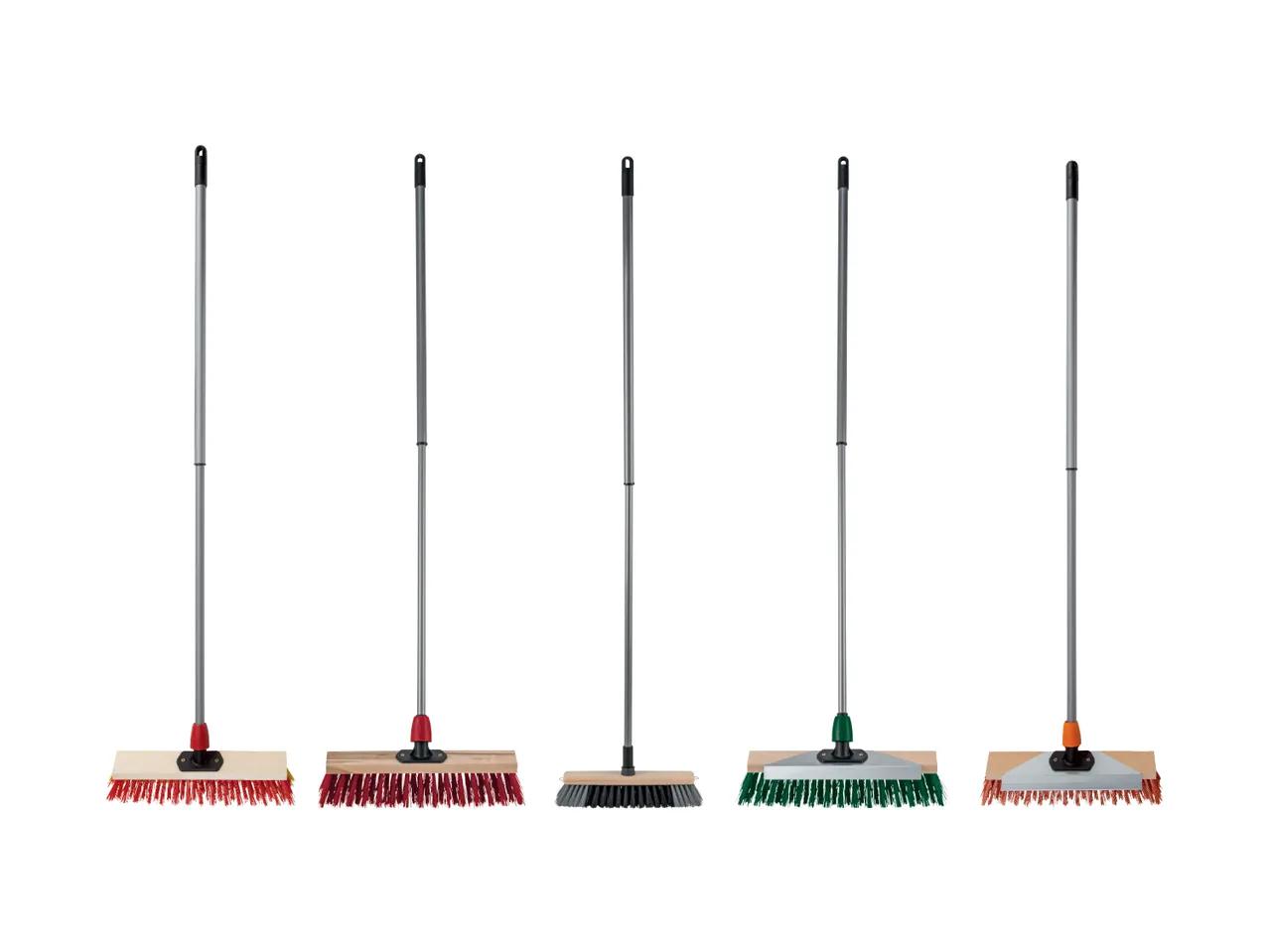 Mazuma.lt | „Šluota“ parduotuvėje „Lidl“